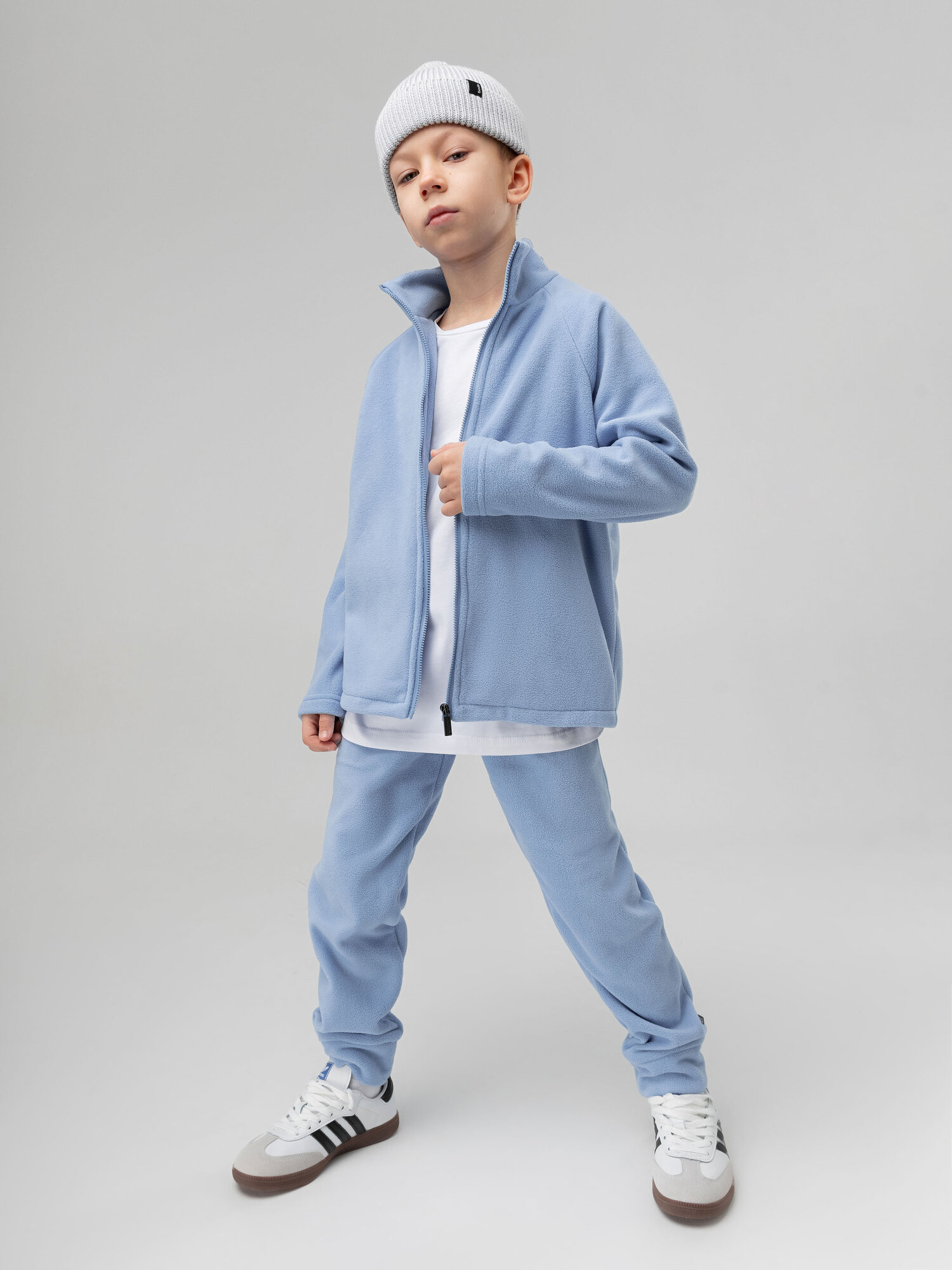 Костюм спортивный