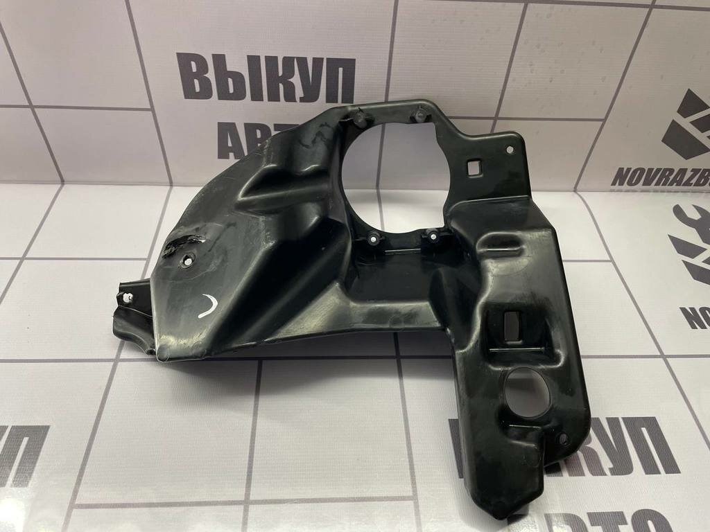 Кронштейн фары противотуманной левой LADA VESTA 15-19
