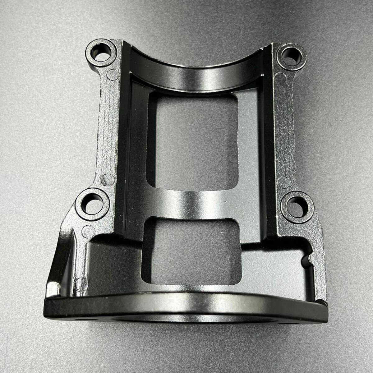 Крепление электростартера Suzuki DT40 (Premarine), ОЕМ 31911-92L00