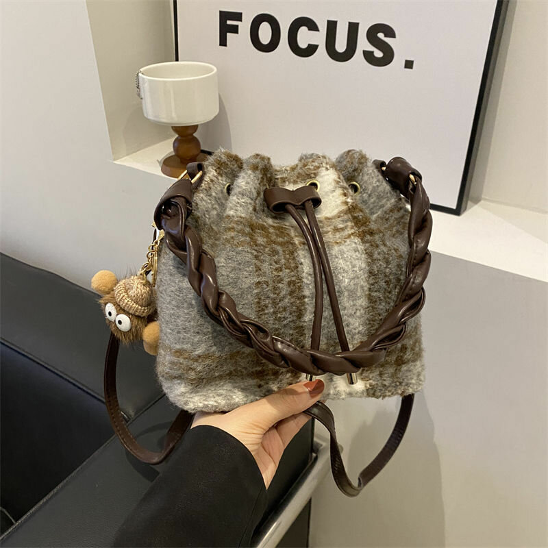 Сумка ведро