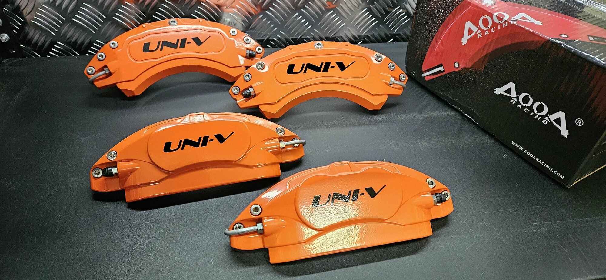 Алюминиевые накладки на суппорта для Changan UNI-V