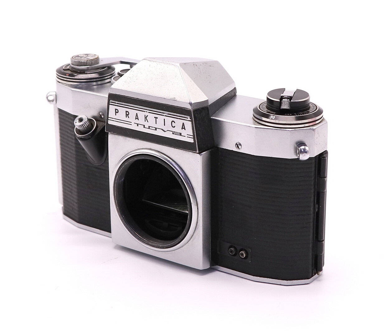 Немецкая плёночная камера Praktica Nova body