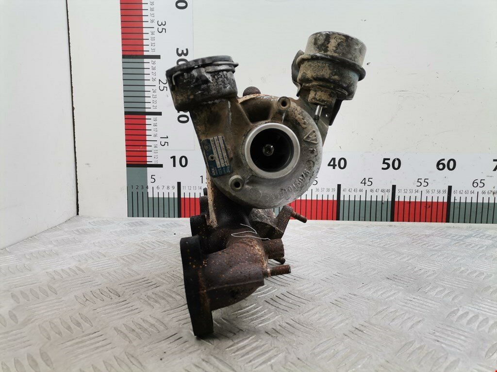 Турбина Volkswagen Golf 4 038253010HX арт. 2199950