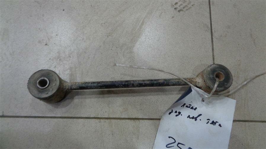 Тяга задняя продольная от Toyota Lite Ace 1985-1992