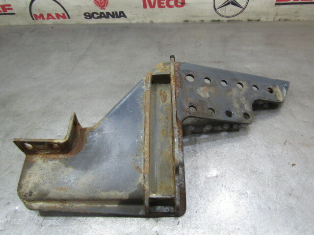 Кронштейн усилителя бампера правый Iveco Stralis, есть повреждение