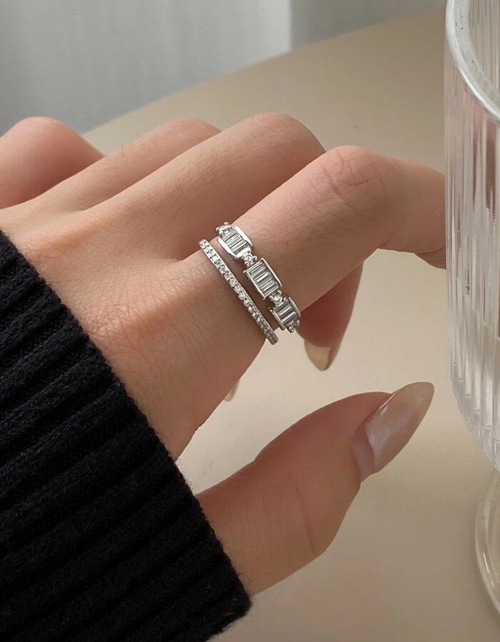 Кольцо помолвочное, циркон