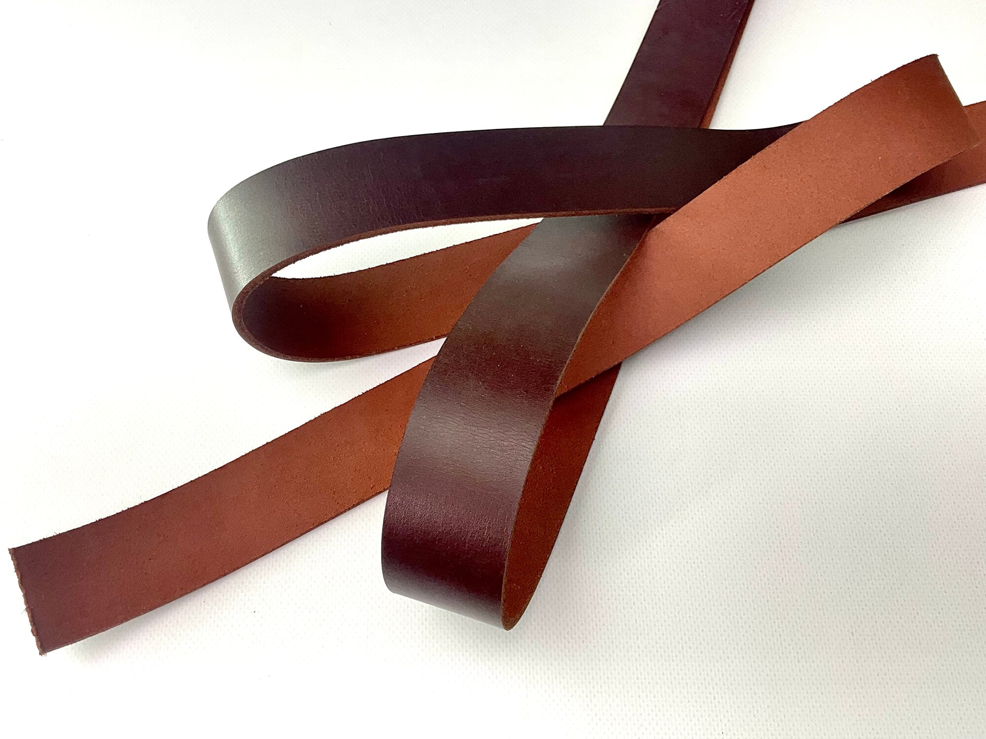 Ременная заготовка 39 мм из бычьей кожи чепрак, бордо премиум, длина 130 см