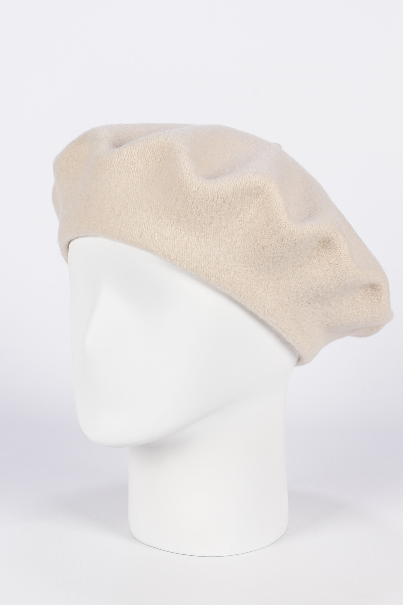 Берет для женщин