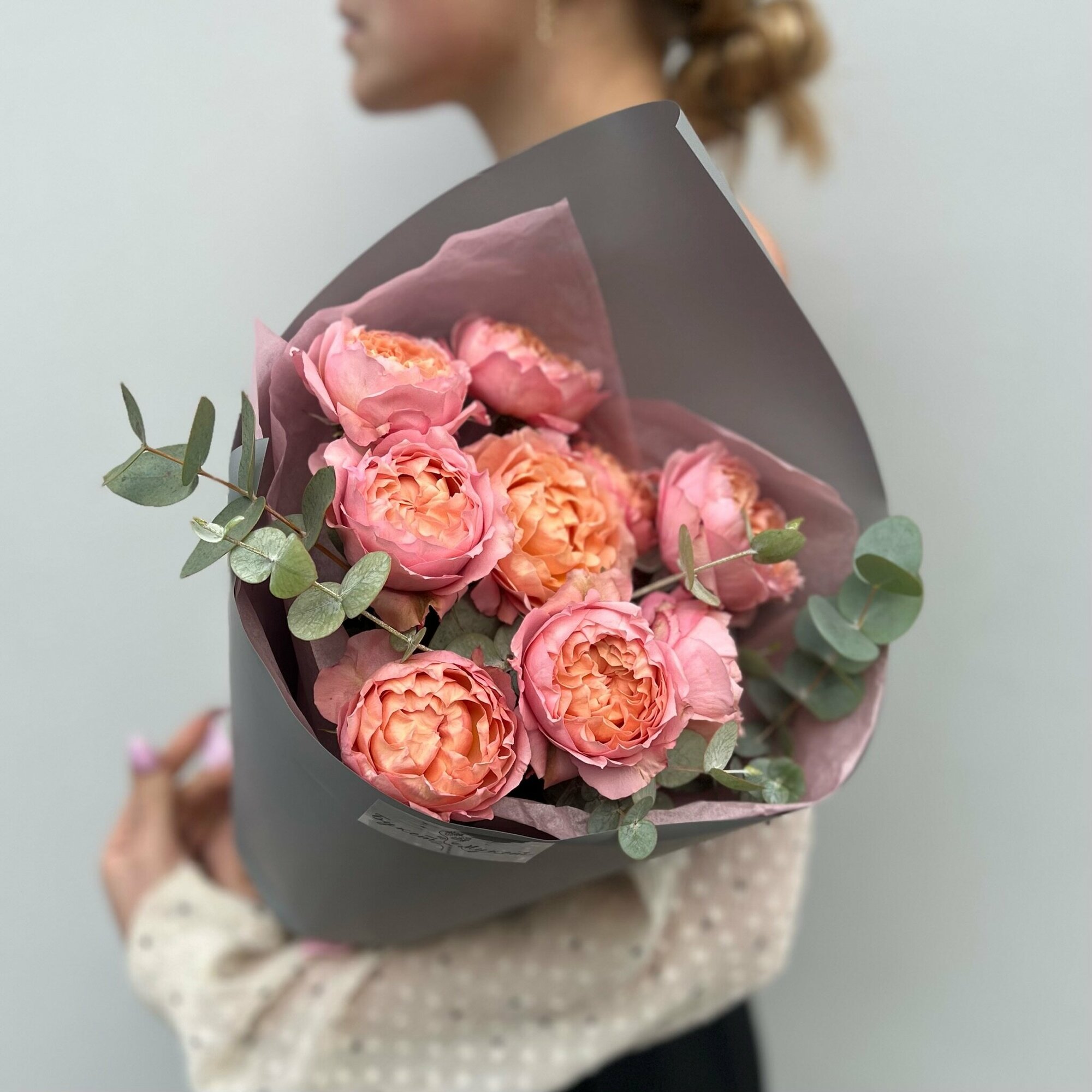 Букет цветов "Джульетта"( кустовая пионовидная роза) , «Букет-Мукет»