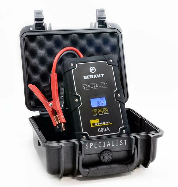 Пусковое гибридное конденсаторное устройство BERKUT JSC-600C HYBRID