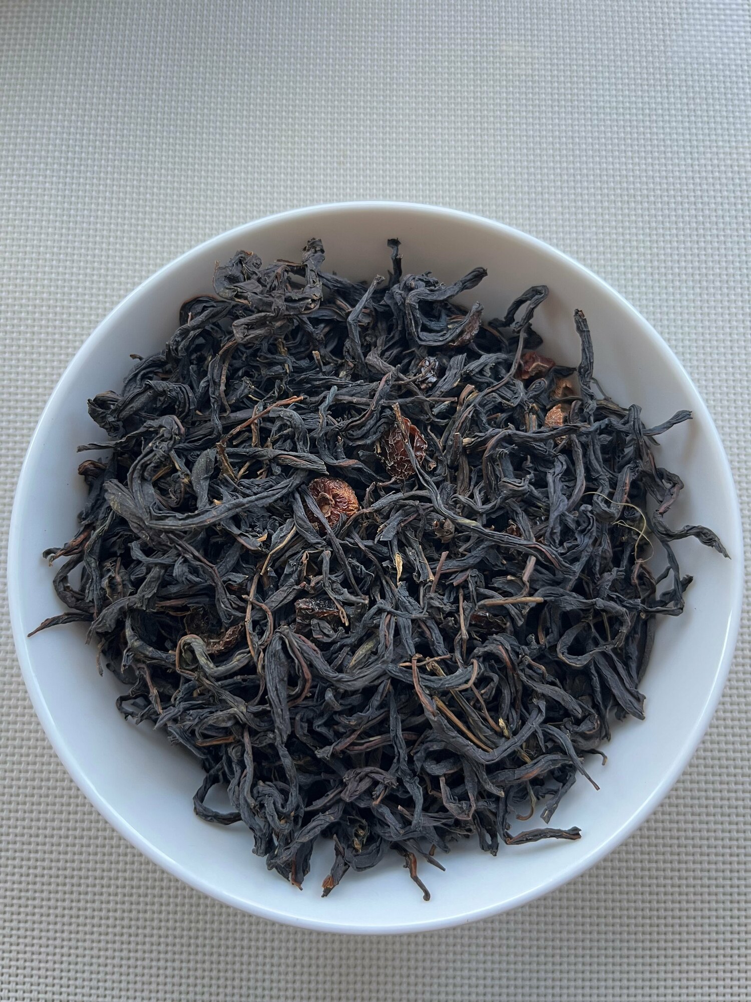 Премиальный иван чай "Русский Север", 900 гр, с шиповником. Ферментированный, крупнолистовой.