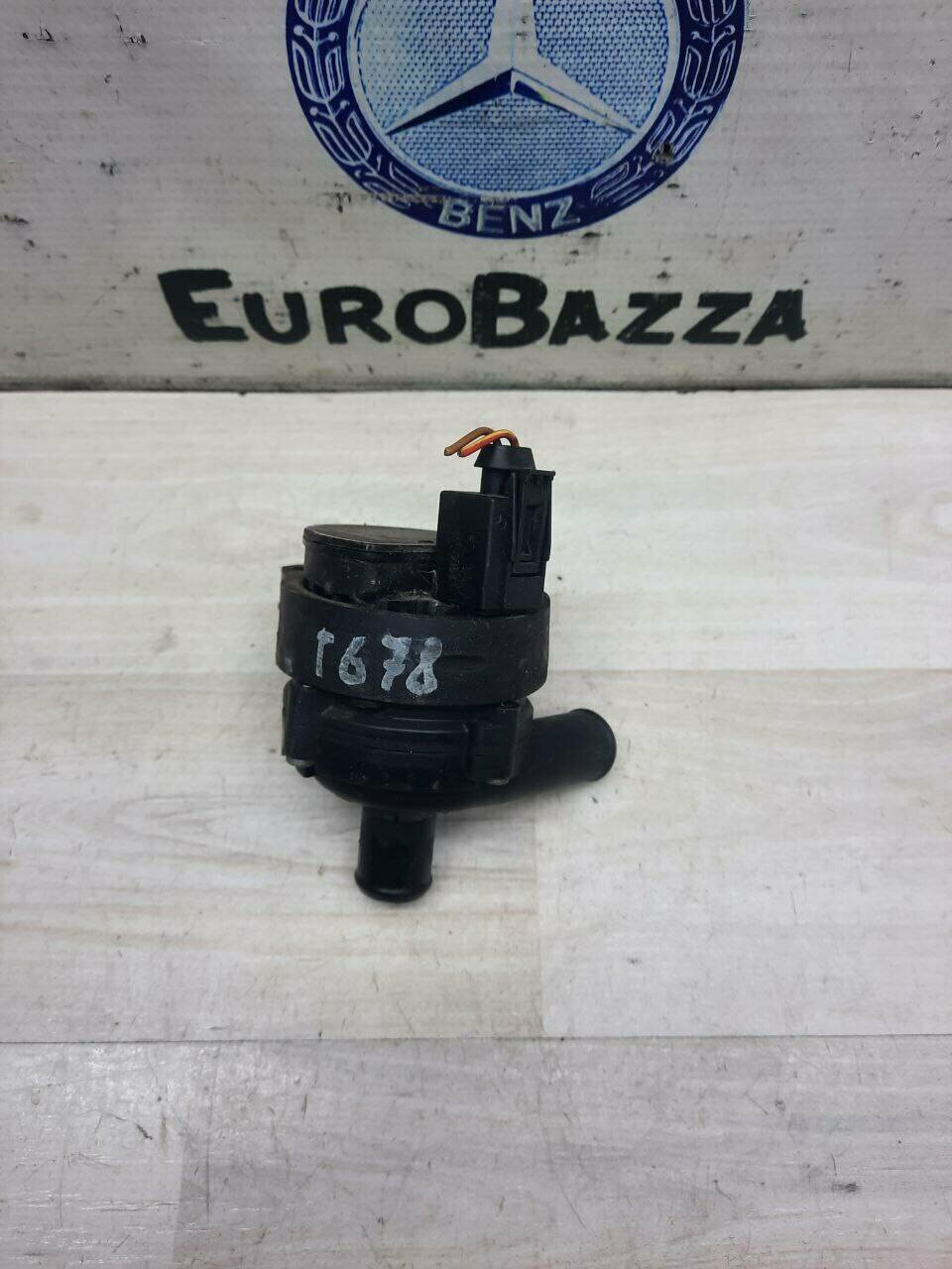 Дополнительная помпа печки Mercedes R171 A1718350064