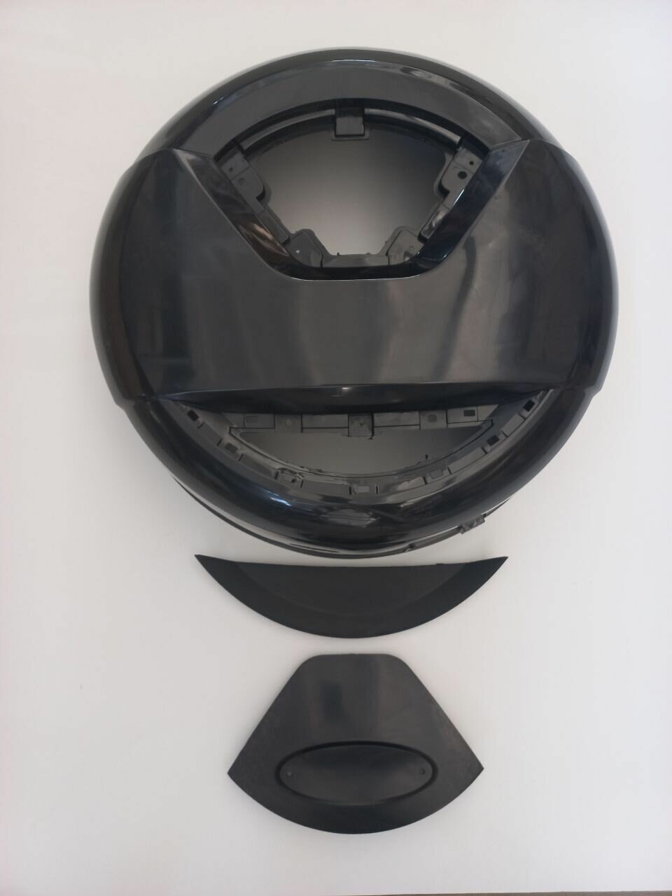 Кожух запасного колеса наружный Chery Tiggo 3 [1.6 16V 5MT внедорожник] T116302530PQDQ