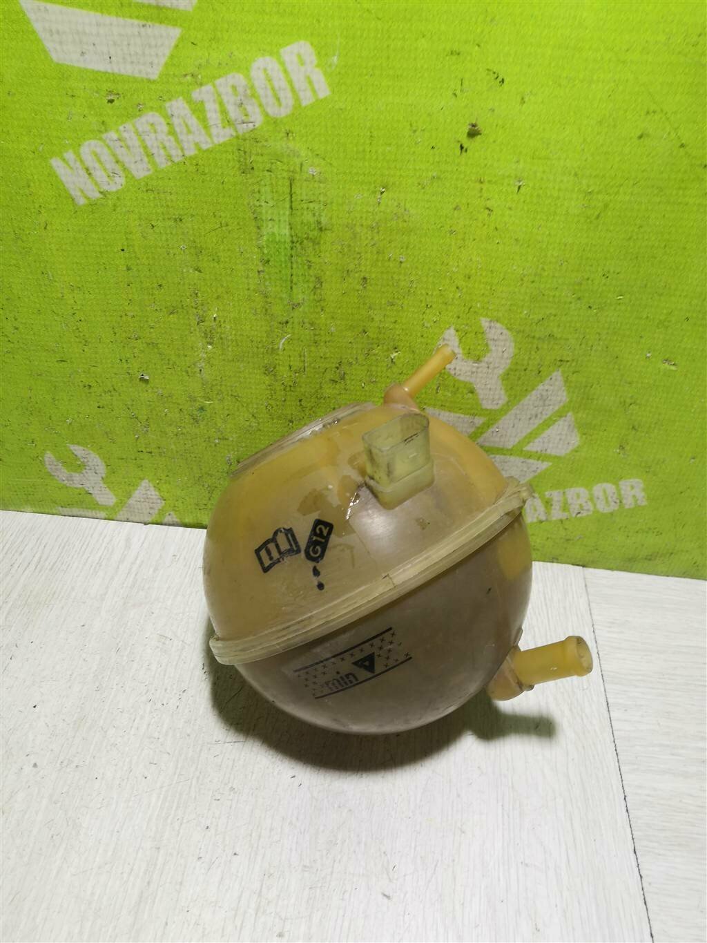 Бачок расширительный VW Golf 4 Bora 97-05