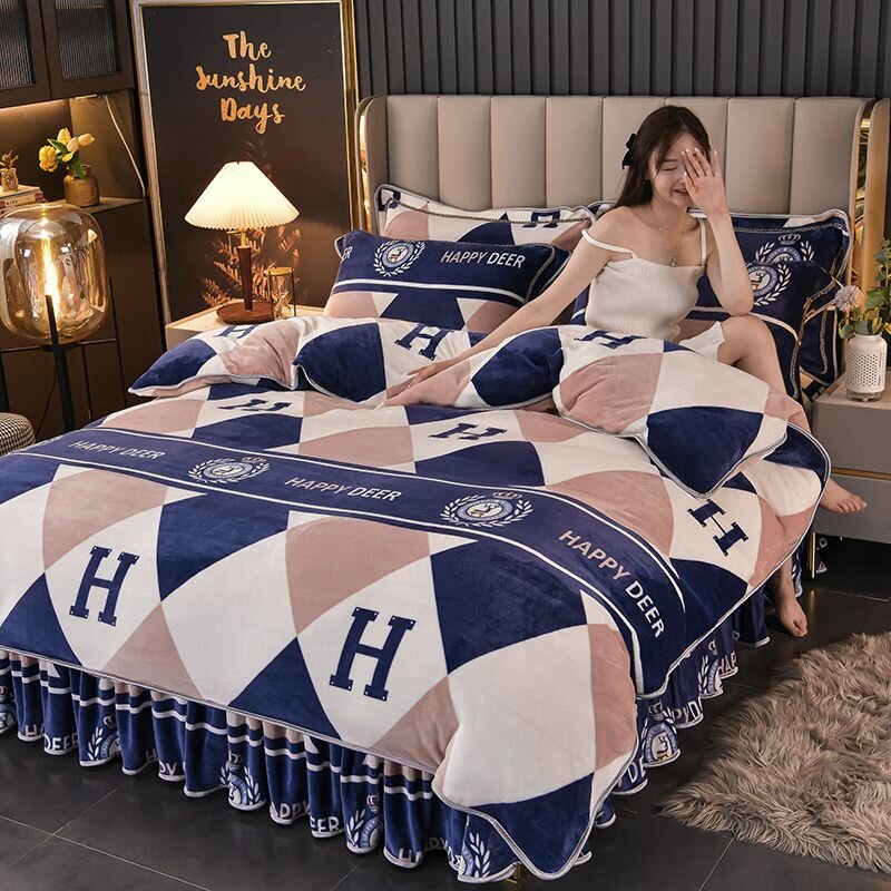 Комплект кровати из четырех предметов 2-х спальное 200х230 см, зимнее