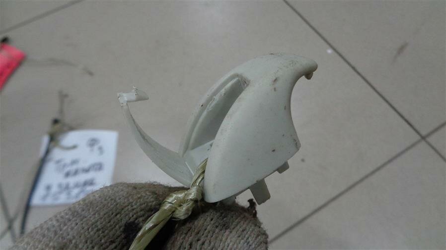 Крючок салонный вешалка от Ford Focus 3 2011-2018