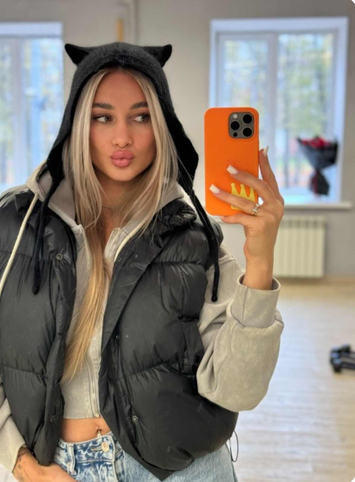 Шапка коллекция осень зима 2025 для девочек и женщин