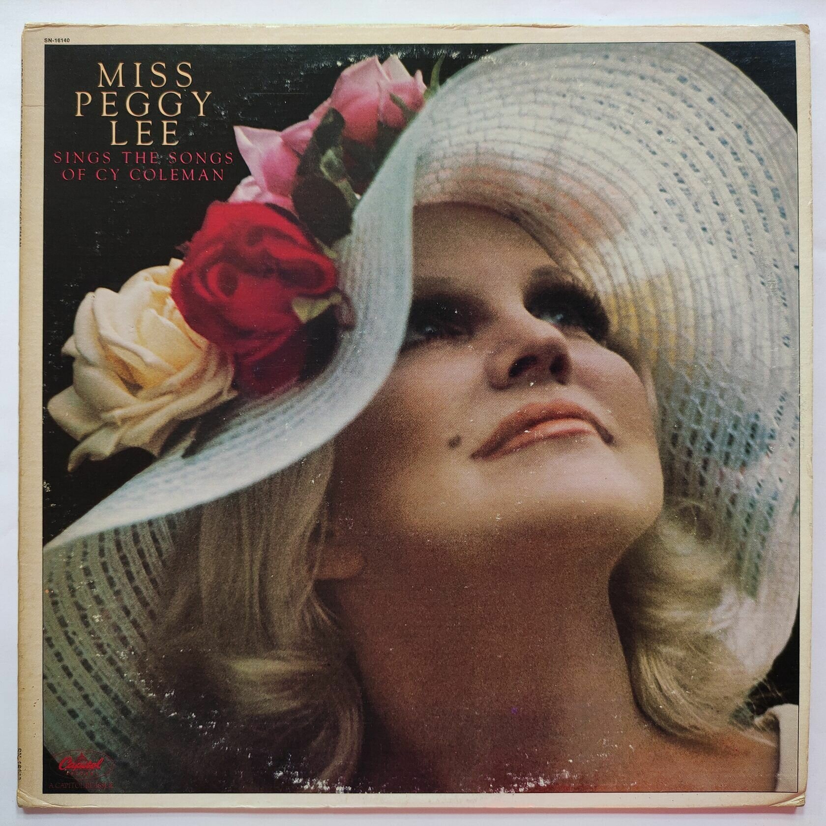 Пластинка Peggy Lee "Miss Peggy Lee Sings The Songs Of Cy Coleman" LP (US/1979) VG+/EX