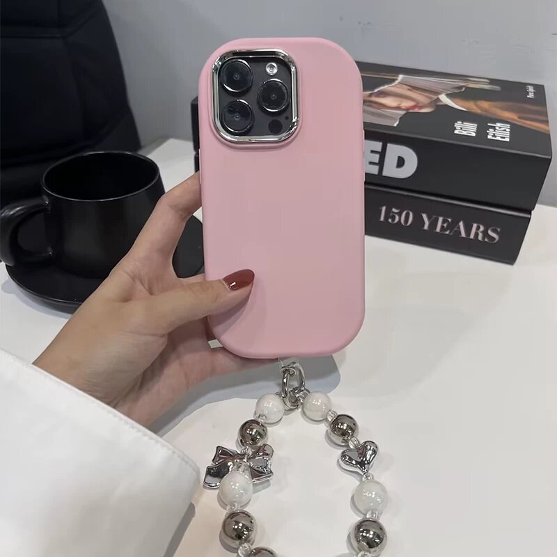 IPhone 15 Pro Max Силиконовый полный чехол с электропокрытием рамки и браслетом в розовом цвете Премиум качество