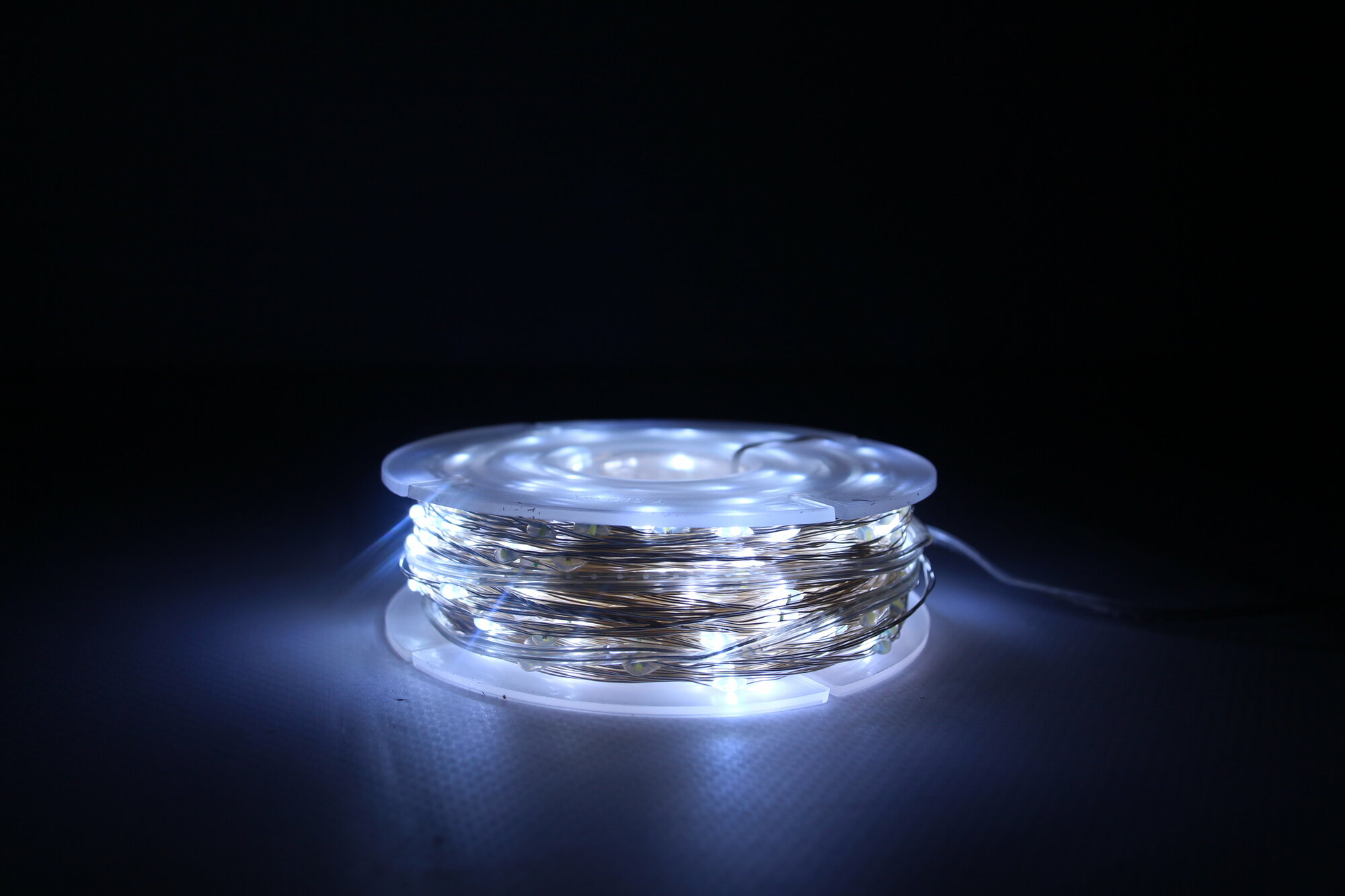 Новогодняя гирлянда светодиодная линейная, 1000 LED, холодная белая, прозрачный провод, катушка, 100 метров, с пультом