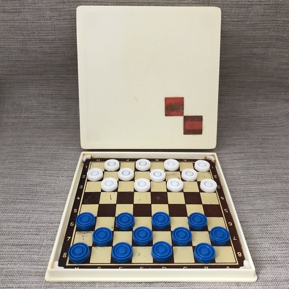 Шашки «Горки Ленинские», дорожный набор на магнитах, СССР, 1980-е гг.