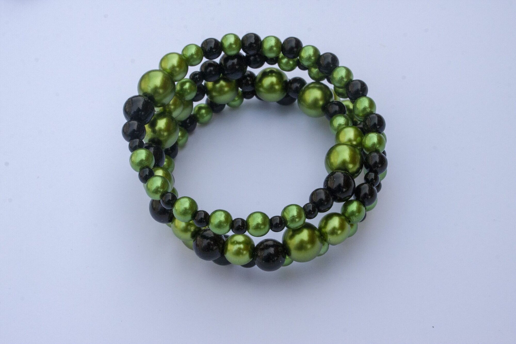 Жесткий браслет