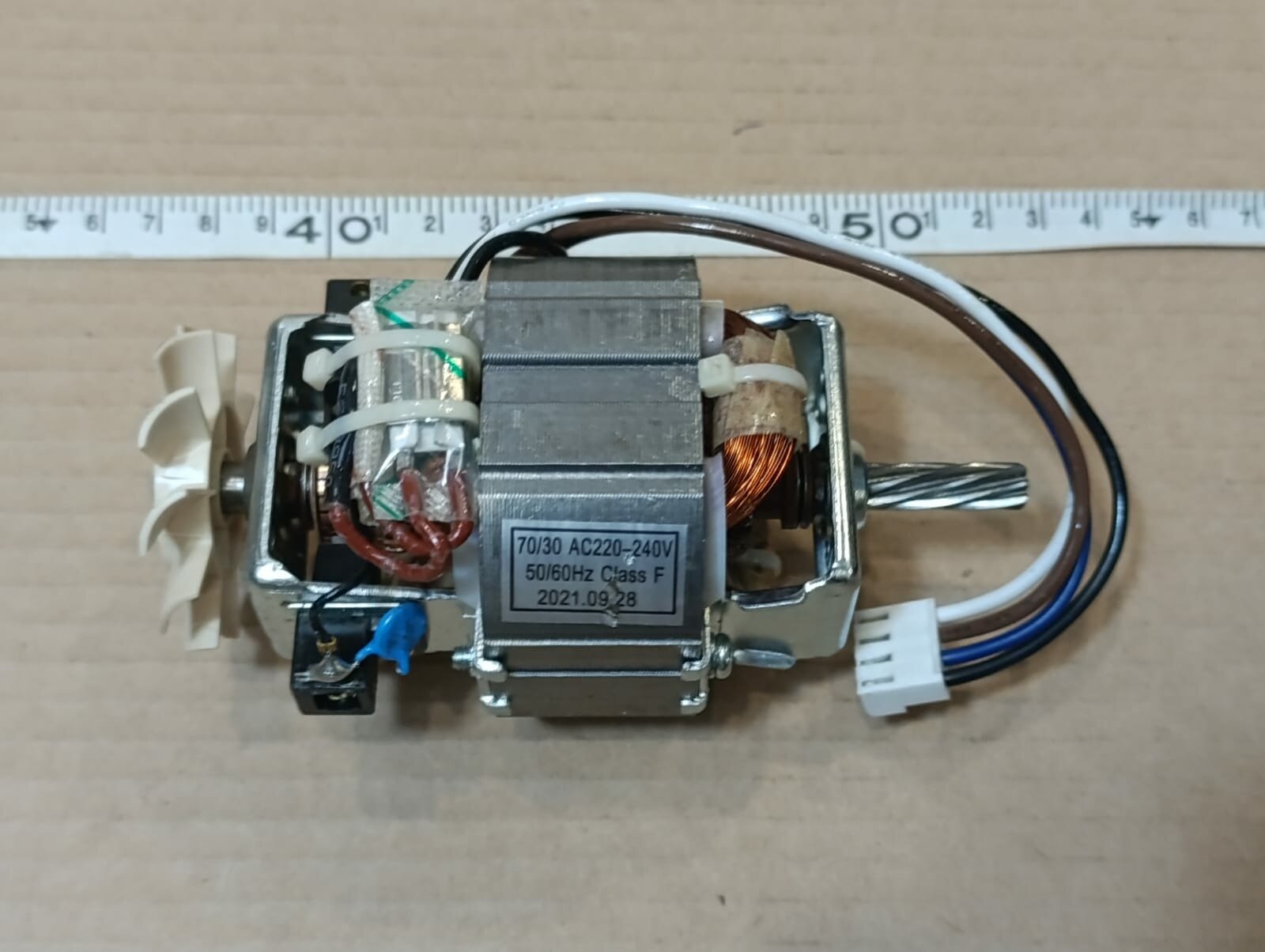 Двигатель в сборе для мясорубки Binatone MGP-1414