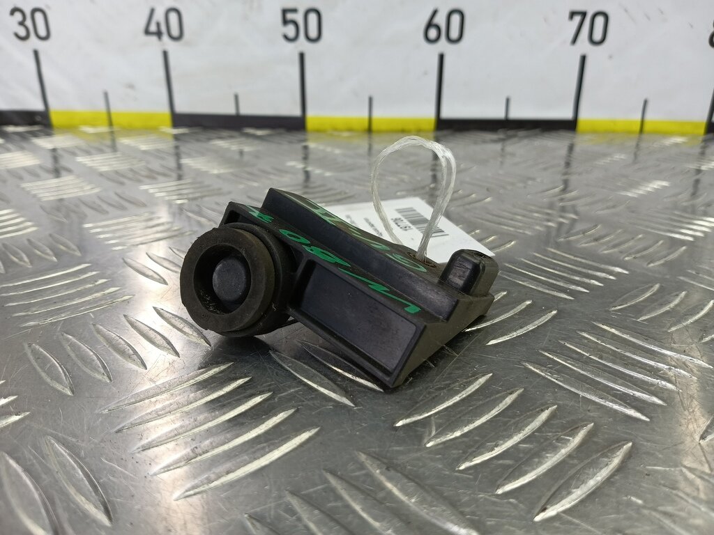 Подушка радиатора Б/У для SUZUKI Grand Vitara II (2005—2008) 9539164J10