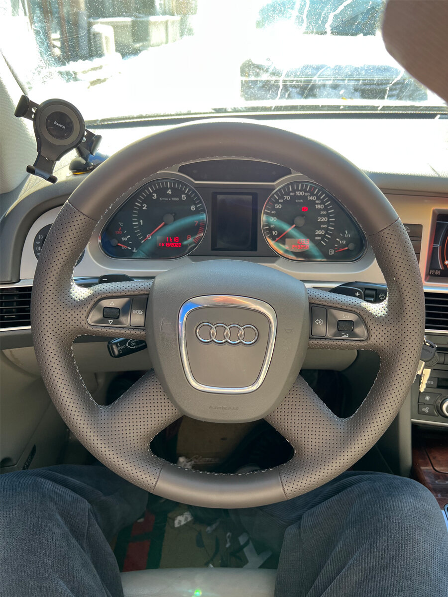 Ручная вышивка перфорированная накладка на рулевое колесо для Audi Q7, красный цвет, премиум автомобильный аксессуар
