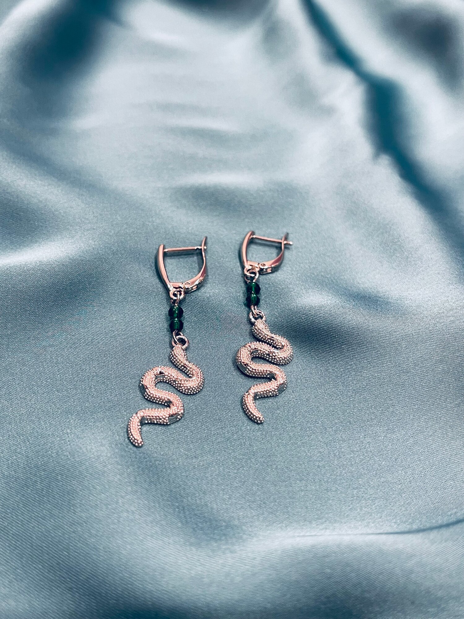 Серьги с подвесками, шпинель синтетическая