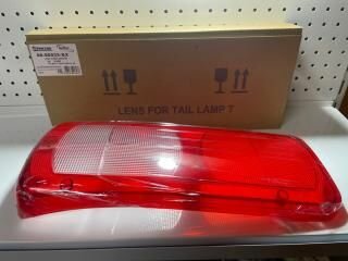 Стекло заднего фонаря для грузовиков DAF CF85 XF95 XF105 левое (ДАФ)