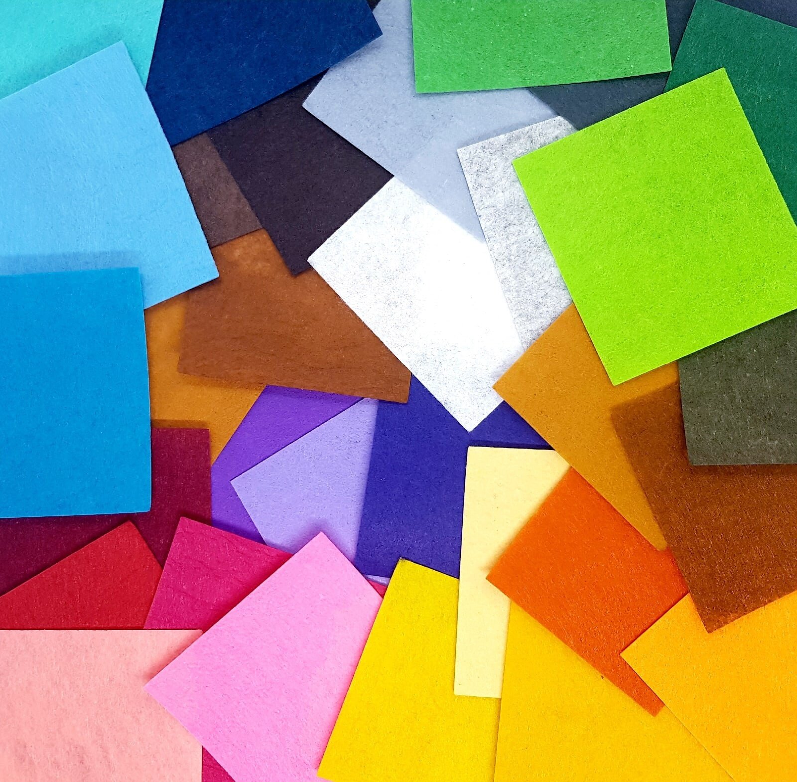 Набор фетра 1 мм. (30 шт.) 10 х 10 см.