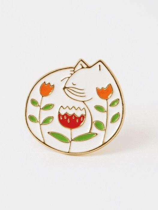 Значок алеф Cat with flower, металлический, 35 мм (C1020)