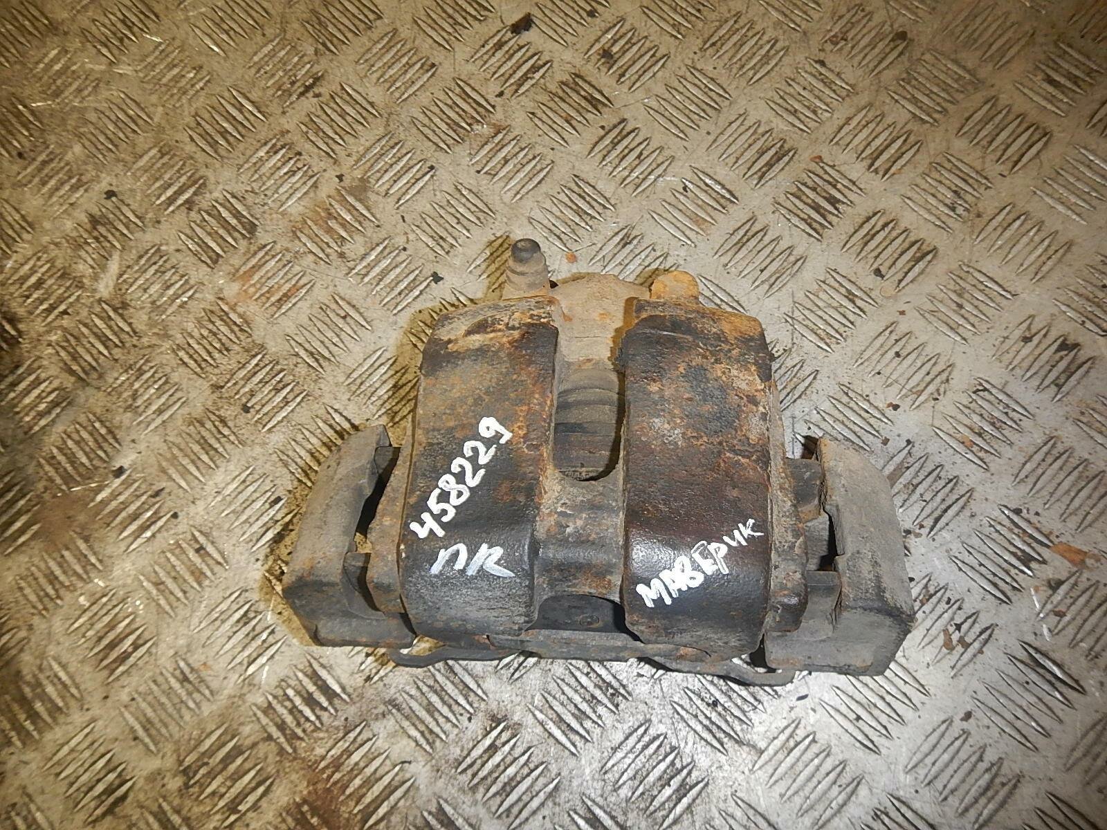 Б/У Суппорт передний правый, Ford (Форд)-MAVERICK (01-06) FORD MAVERICK (01-06) Без повреждений. 458229 FORD арт. 4779174