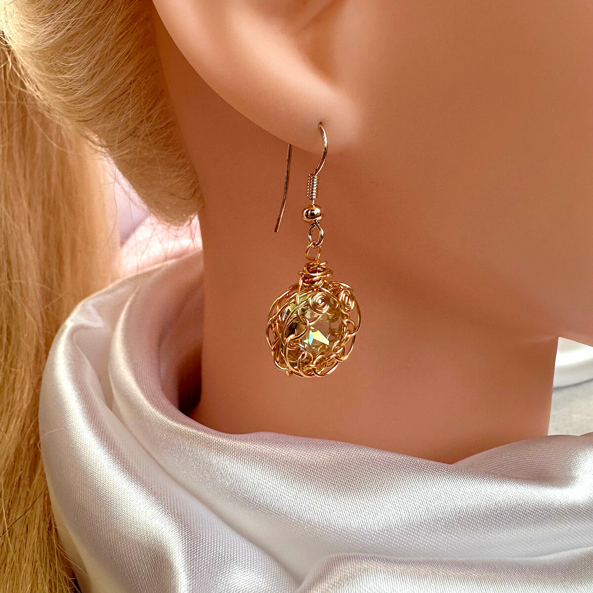 Серьги с подвесками, кристаллы Swarovski