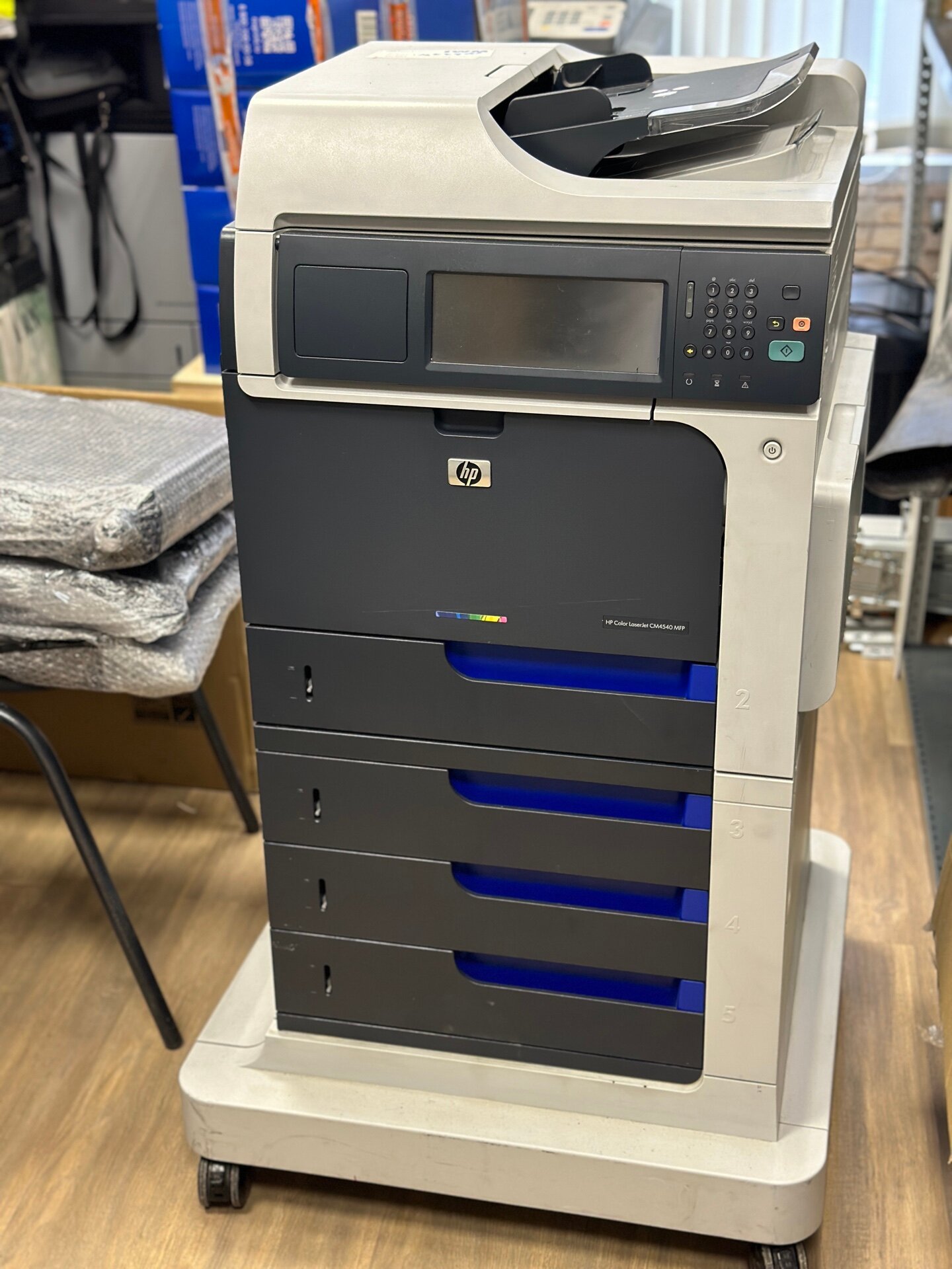 Мфу лазерное HP Color LaserJet Enterprise CM4540 без выходного лотка