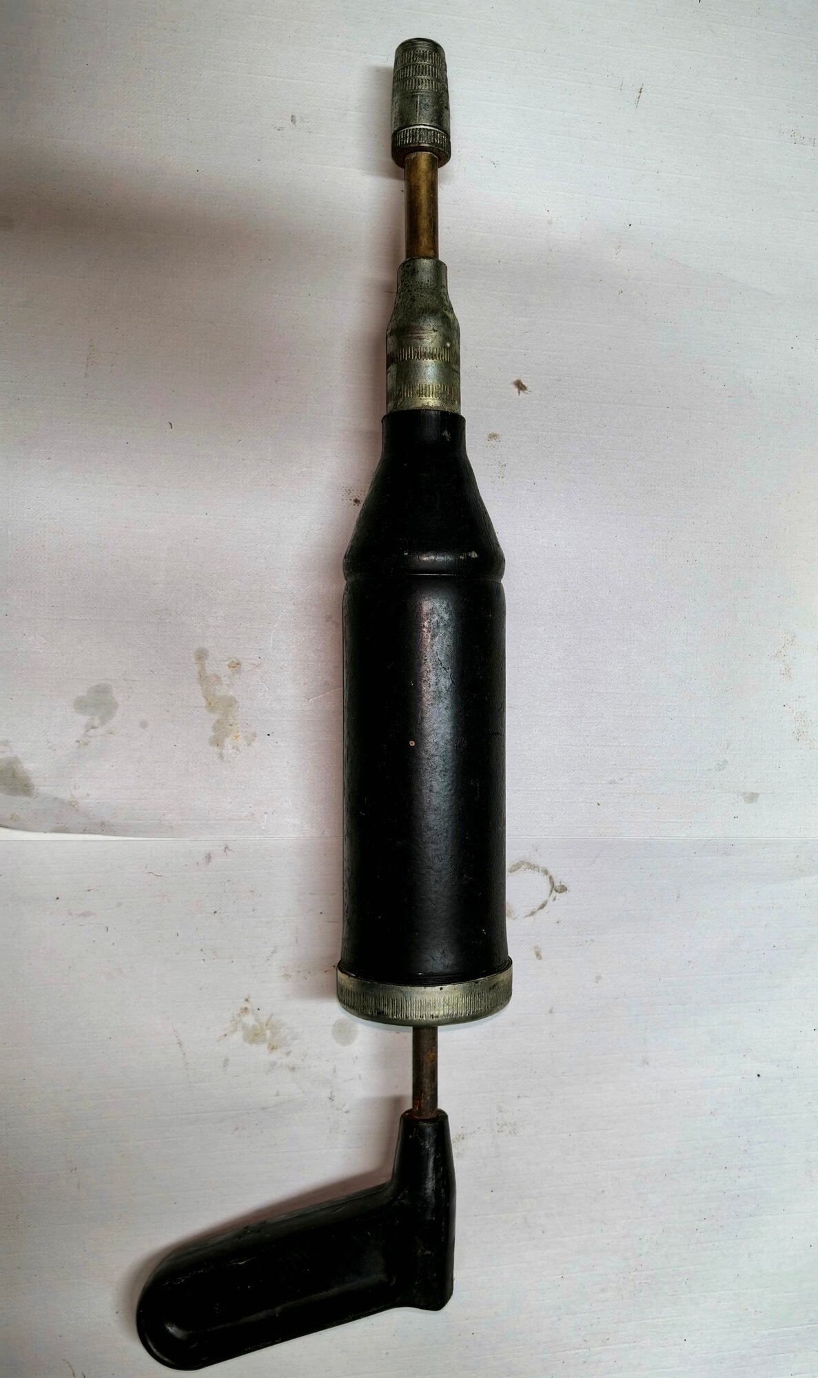 Шприц для смазки нагнетательный ( оригинал) пластиковая рукоятка