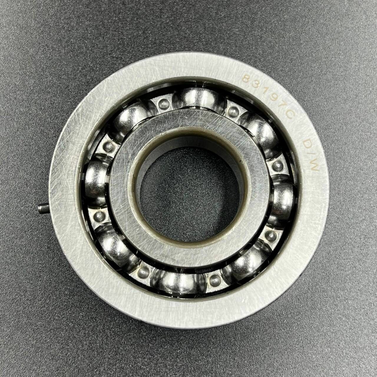 Подшипник шариковый Tohatsu 30-50 (25x65x17) (Omax) OEM номера: 3J2-00114-0