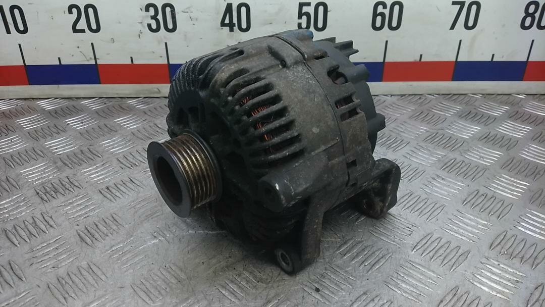 Генератор BMW 7 E65/E66/E67 рест. 2005 7797521