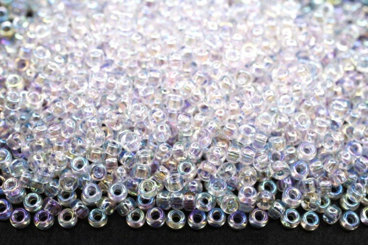 Бисер японский MIYUKI круглый 11/0 #0284 хрусталь/белый, радужный, окрашенный изнутри, 10 грамм
