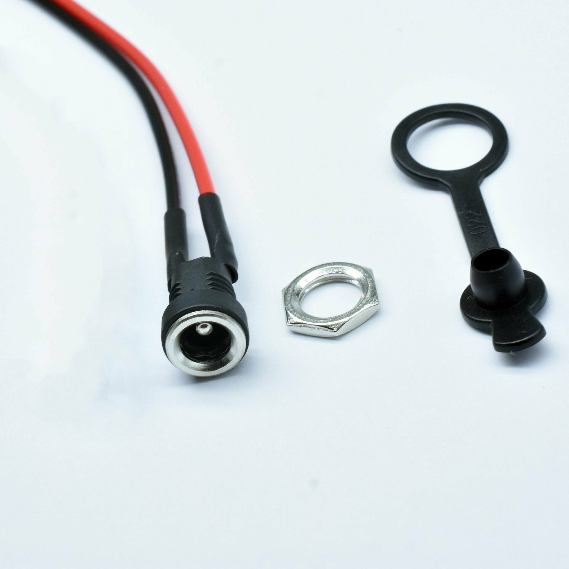 Влагозащищённый разъём питания DC 5,5*2,5 мм на панель (25 шт.)