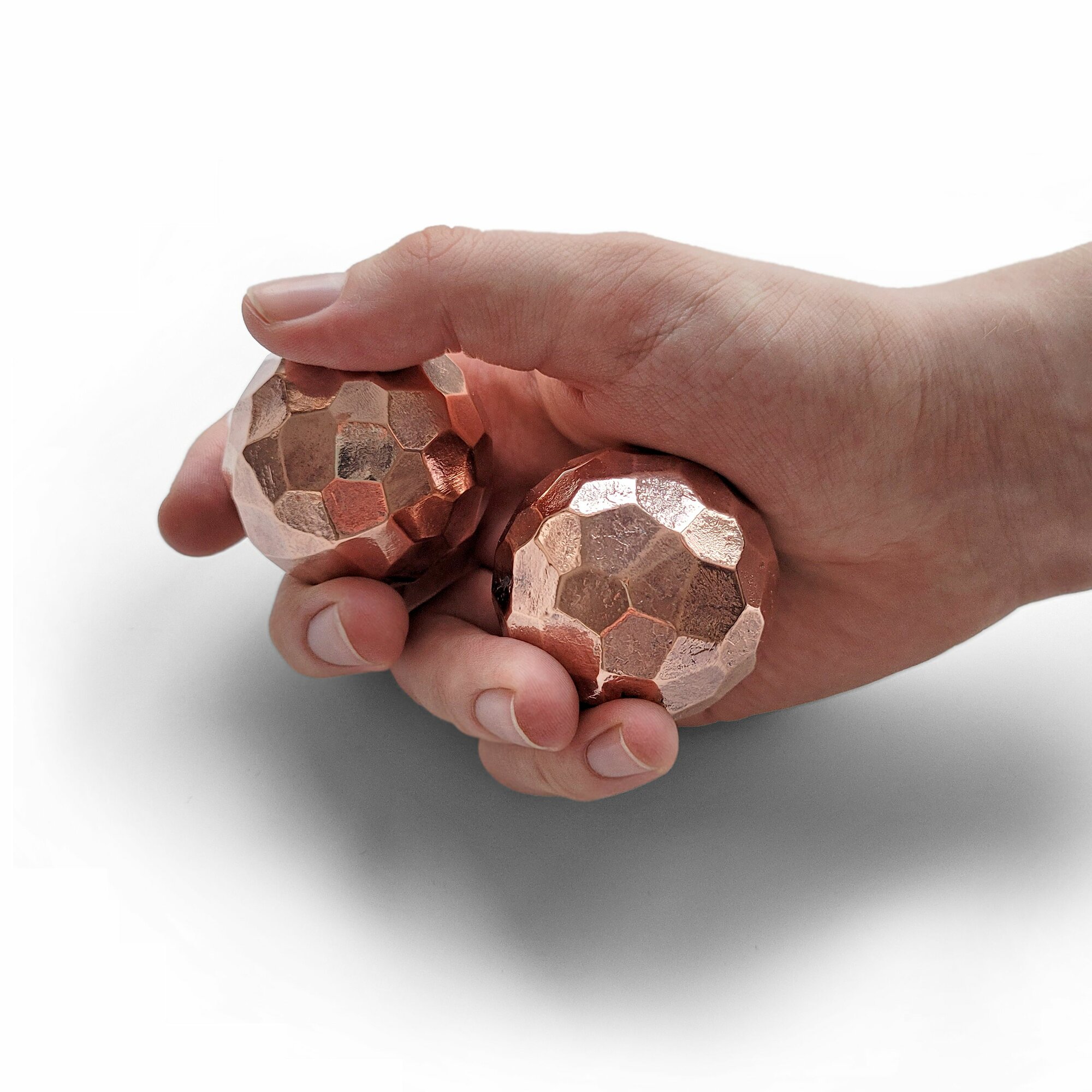 Гантань шары медные для рук кованые 35 мм