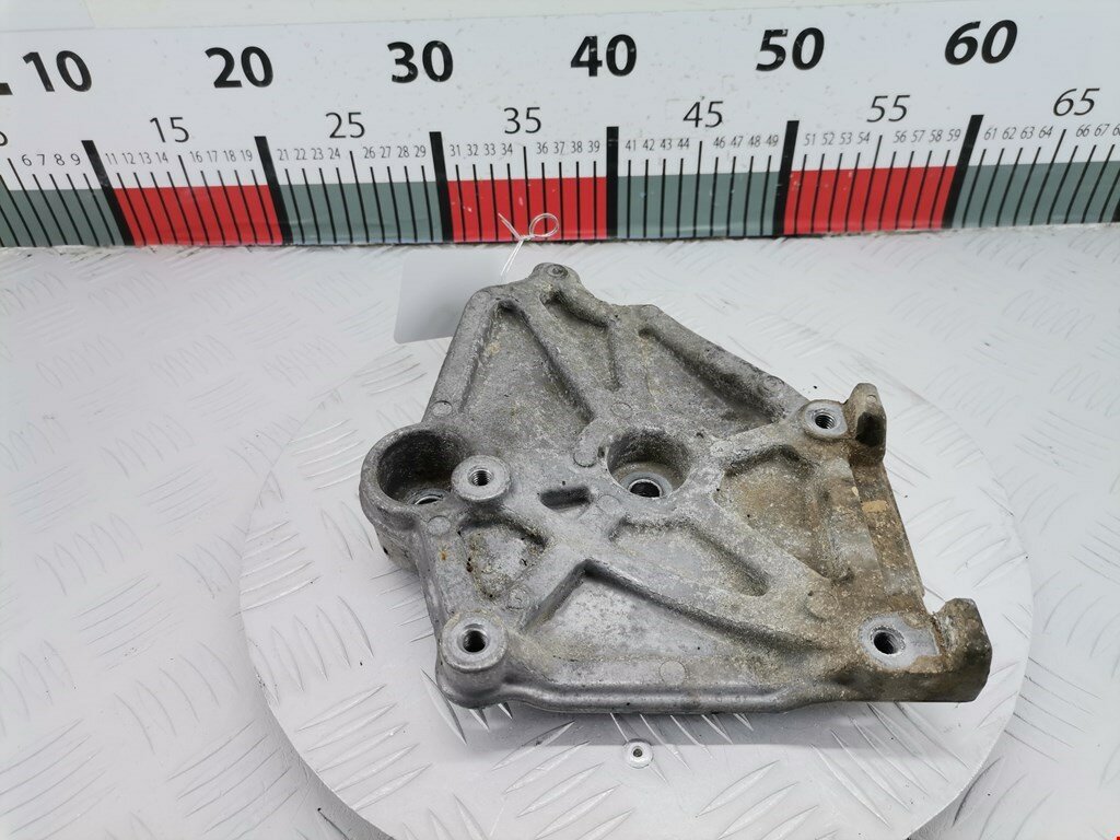 Кронштейн кондиционера Mitsubishi Space_Star 1 MR513093 арт. 1762475