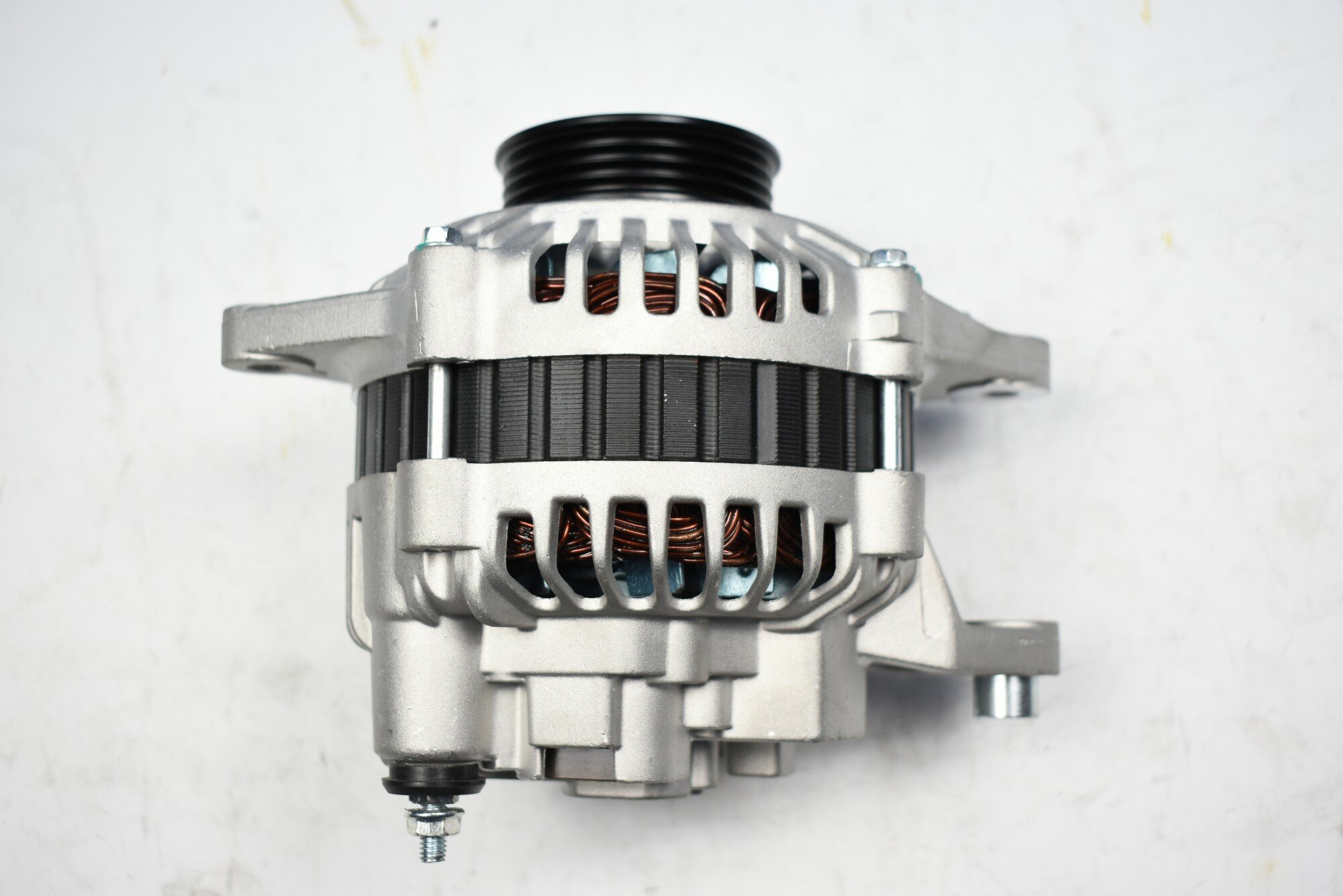 Генератор 75A 14V Mitsubishi Colt III Lancer IV