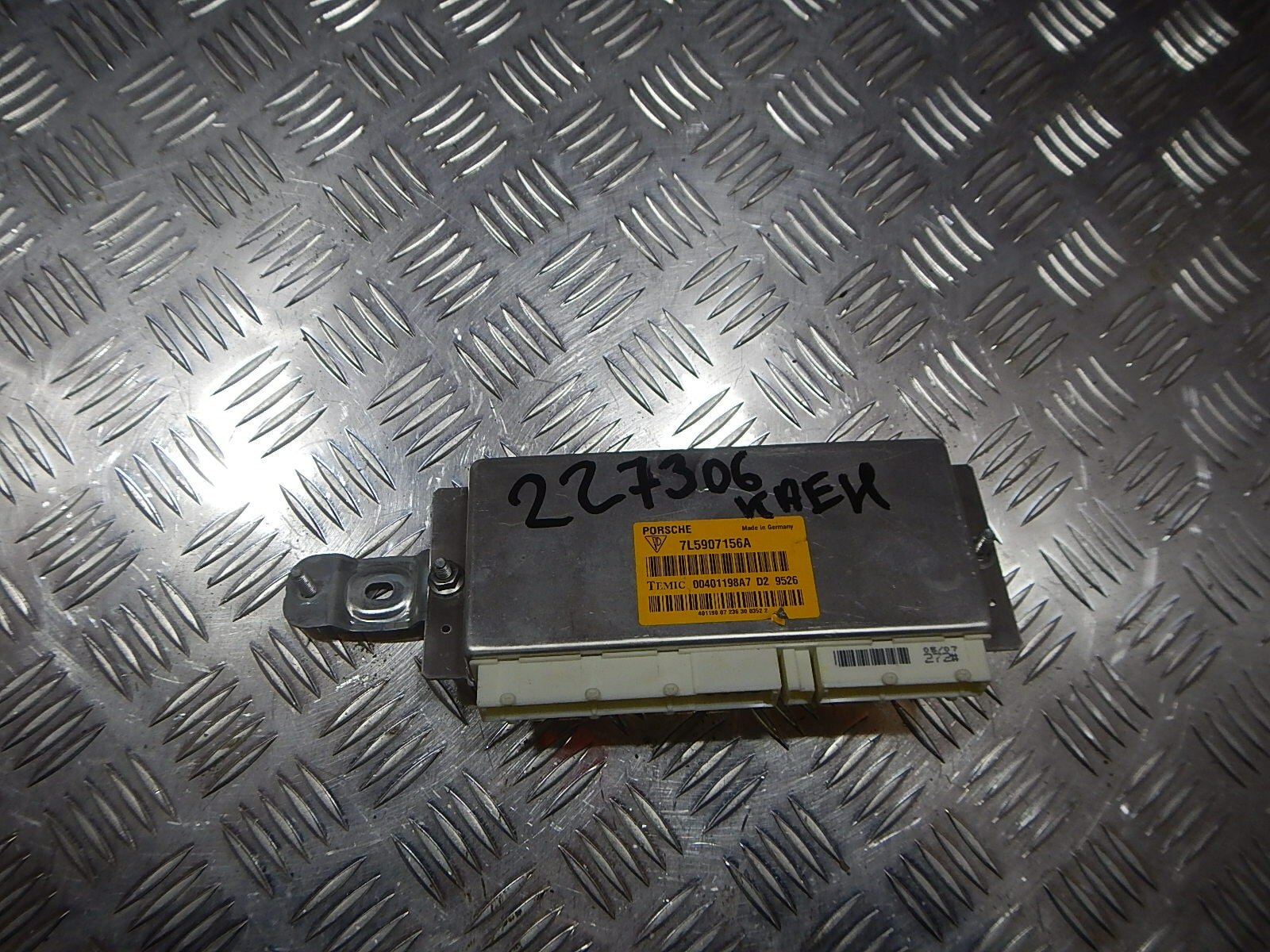 Б/У Блок управления подвеской, Porsche (Порше)-CAYENNE (03-10) PORSCHE CAYENNE (03-10) без видимых повреждений 227306 VA...