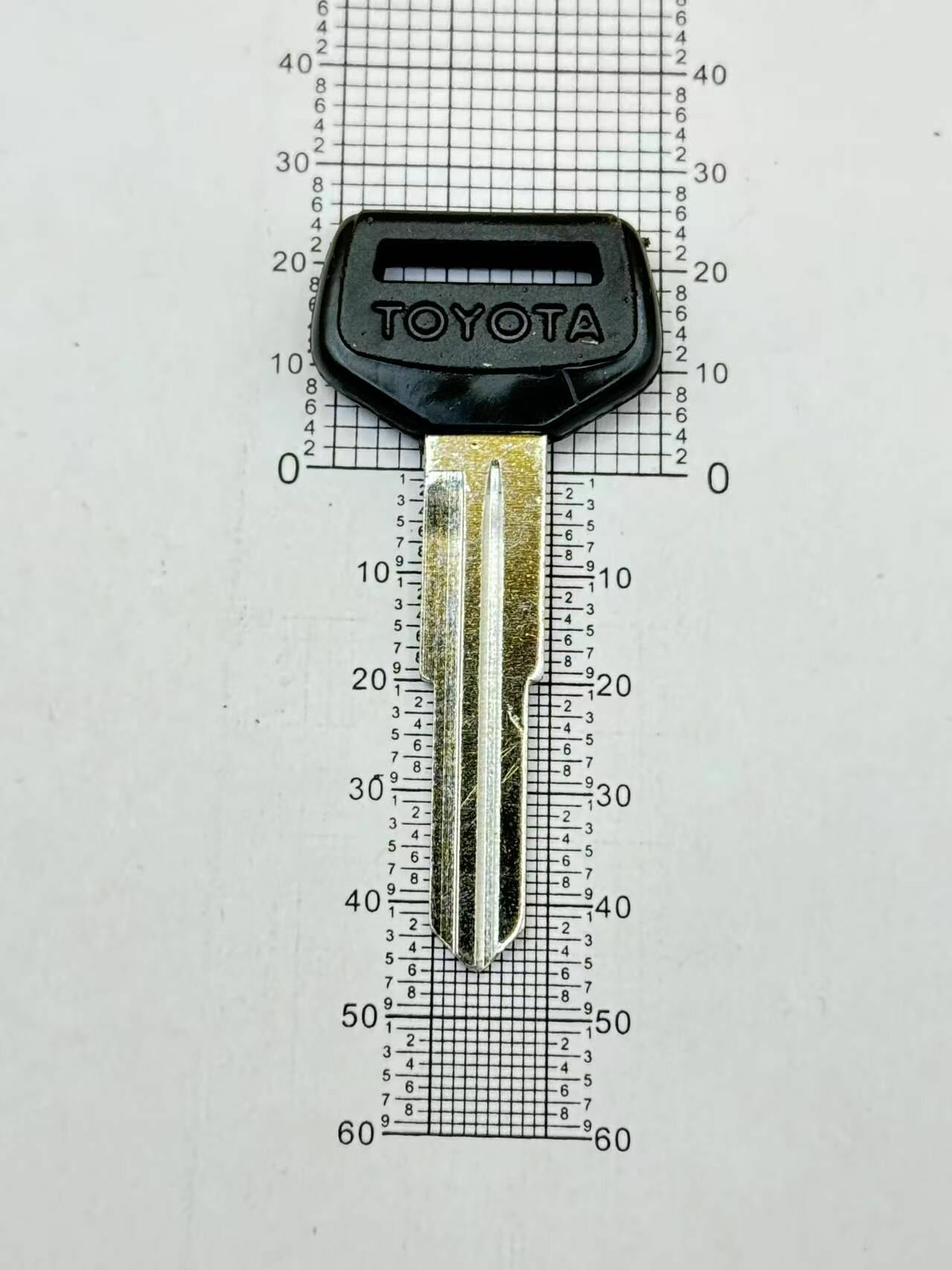 Заготовка ключа Тойота TOYO8P_TY24RP42_TOY24P_TY33P Toyota/G-039 10 шт .