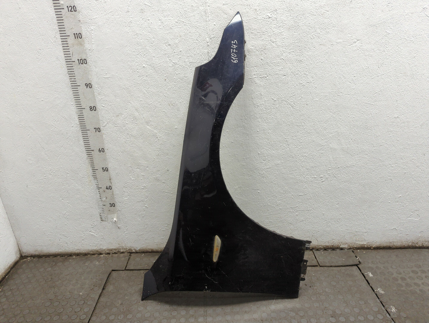 Крыло правое переднее BMW 5 E60 Б/У