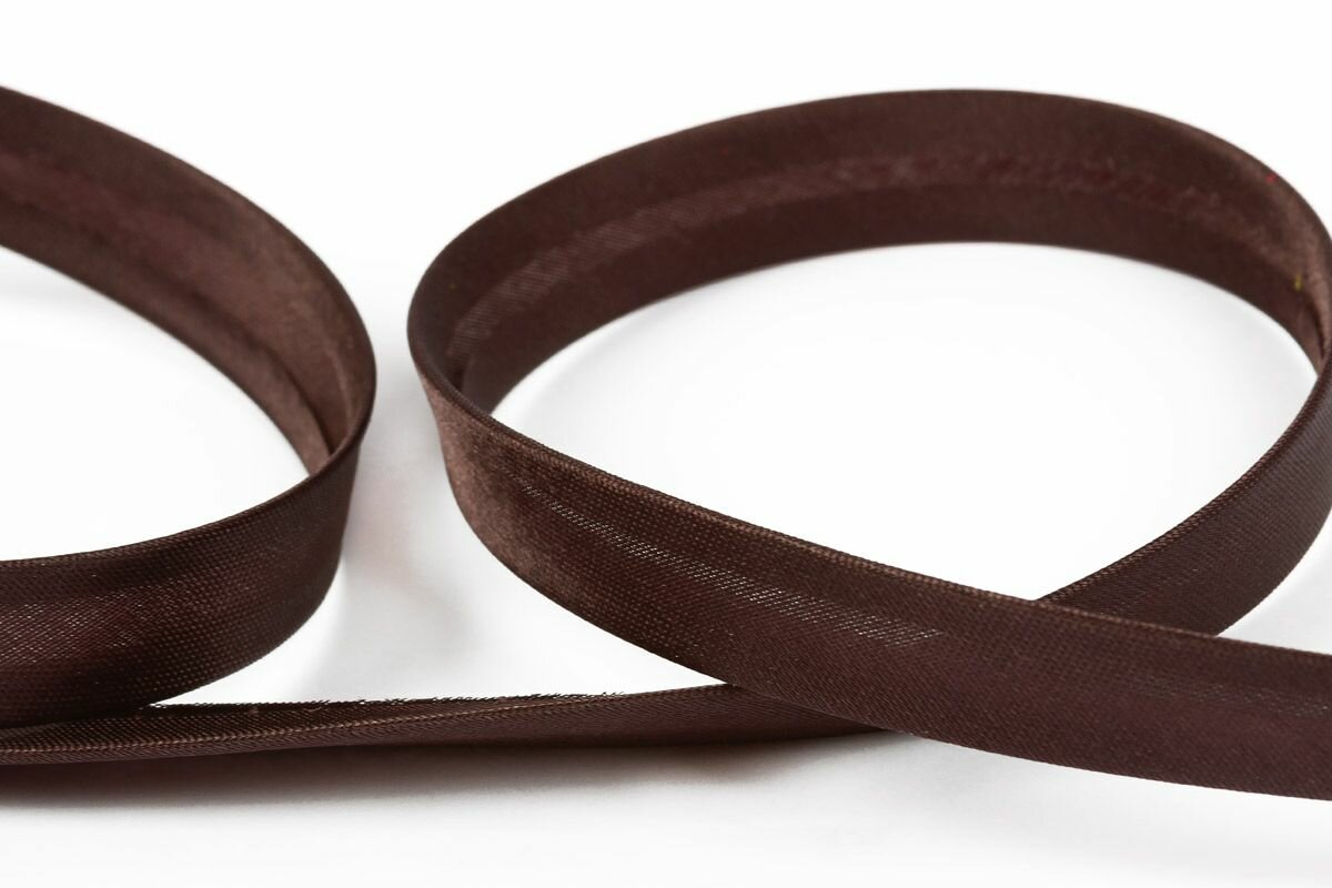 Косая бейка "Gamma" GK-15P 14 - 15 мм 132 м 1 м №077 коричневый