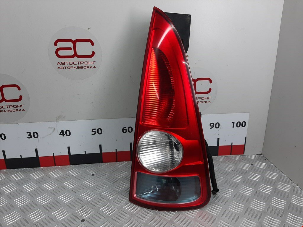 Фонарь задний правый Renault Espace 4 8200027152 арт. 383975