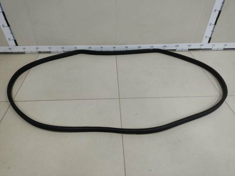 Уплотнитель проема двери задней левой Kia Sorento XM 2009 кат.номер: 831102P000